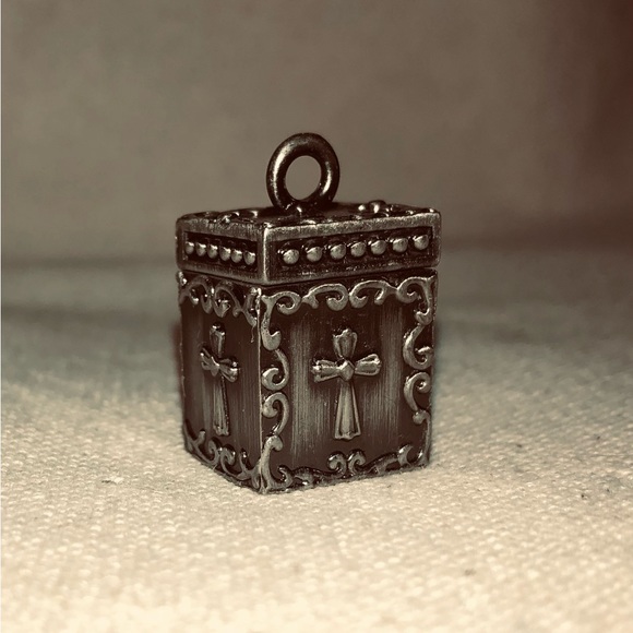 GANZ | Jewelry | Ganz Pewter Prayer Box Charm W Three Love Faith Peace ...